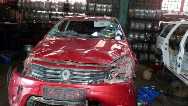 R636-Renault- Sandero-old-spec- 1.6- 8v (2) - Spares Boyz Group